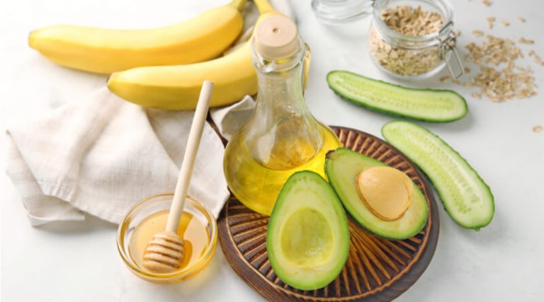 Top 5 Foods That You Can Eat to Avoid Excessively Oily Skin - Vaya News