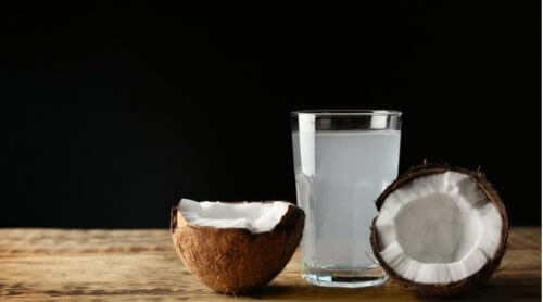 5 Best and Energising coconut water recipes - Vaya.in